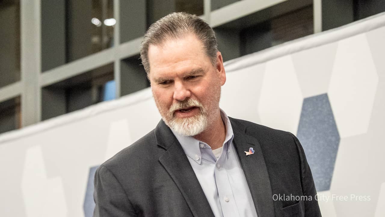 OKCPS Board votes 5-3 to accept McDaniel’s resignation