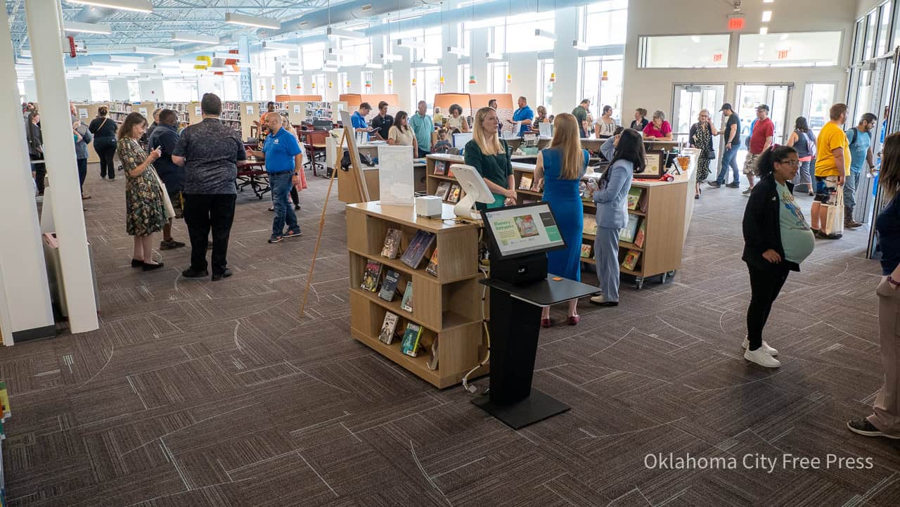 SW OKC library branch moves into new, permanent building