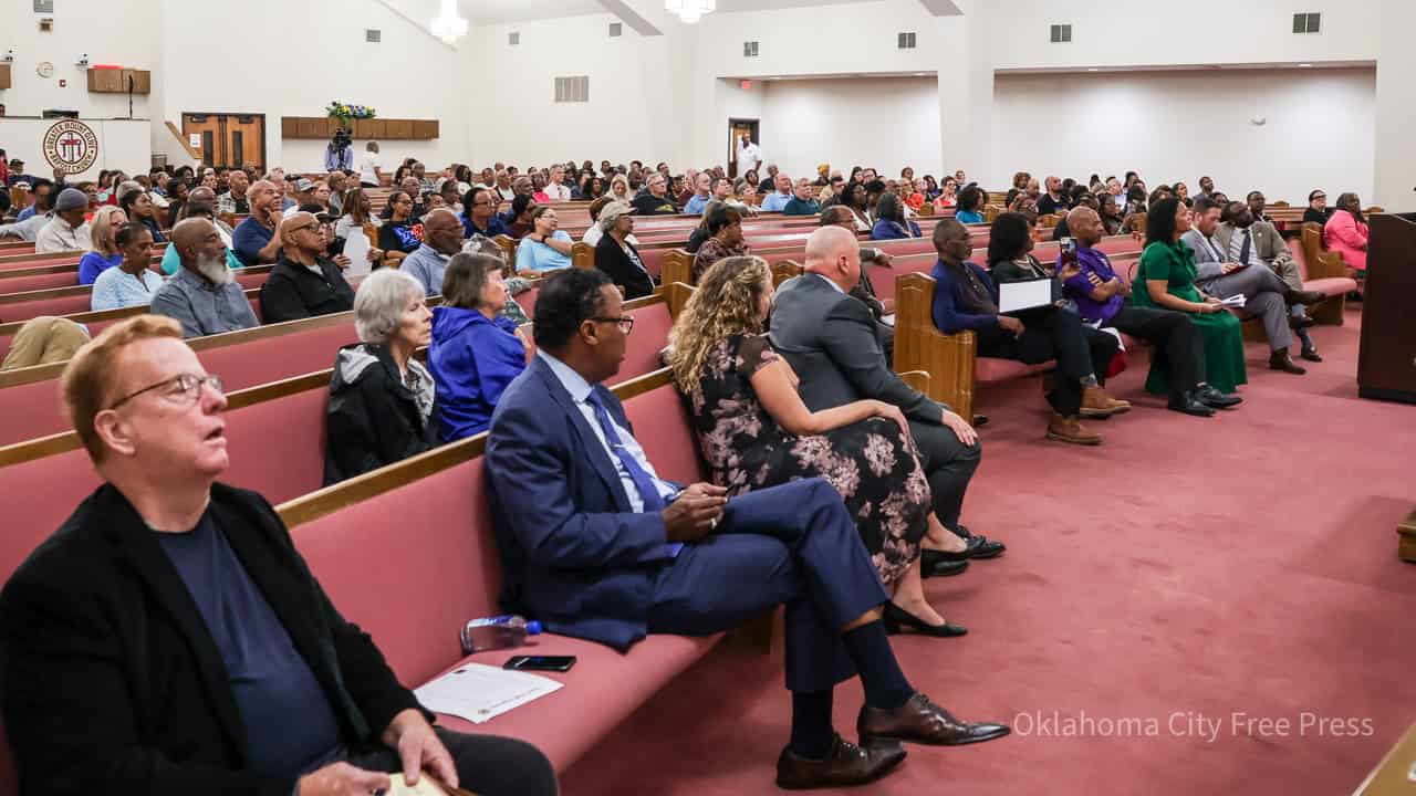 Over 400 pack Lowe’s first town hall in Okla County Dist 1